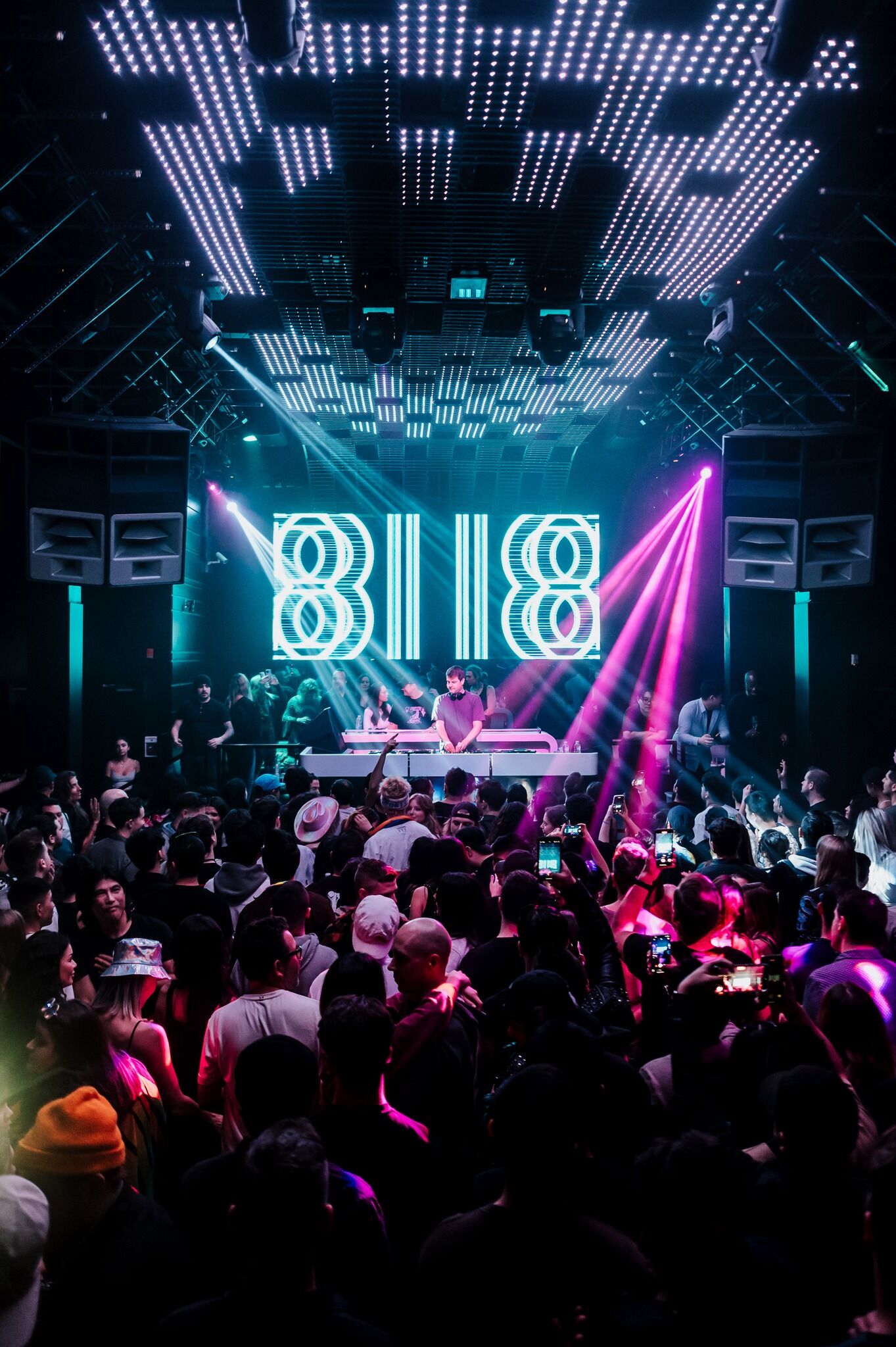 Vancouver Gay Bars 2025 - GayCities Vancouver