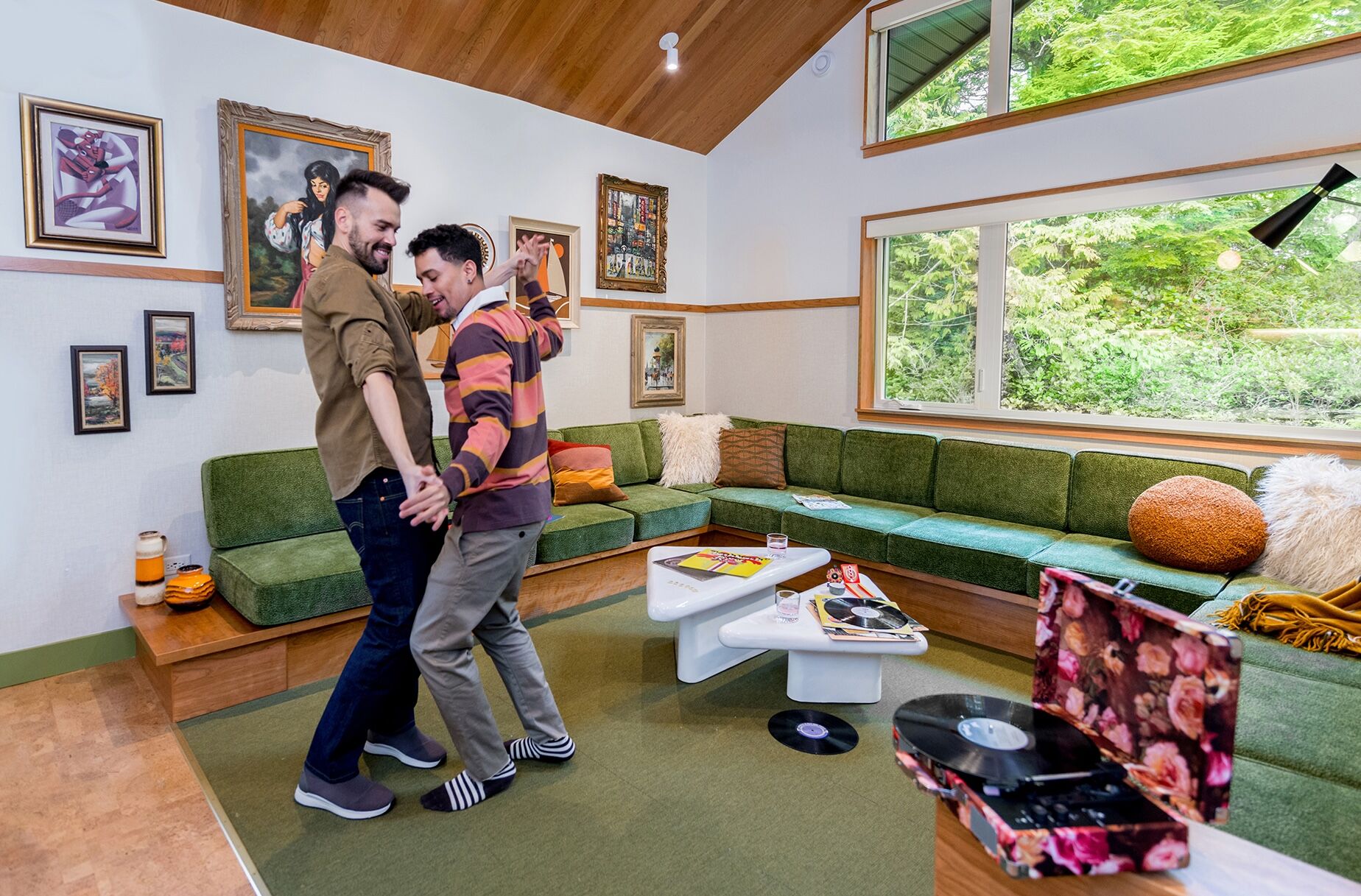 From disco rooms to drag brunches: Inside Hotel Zed's Scooby-Doo dreamscape - GayCities