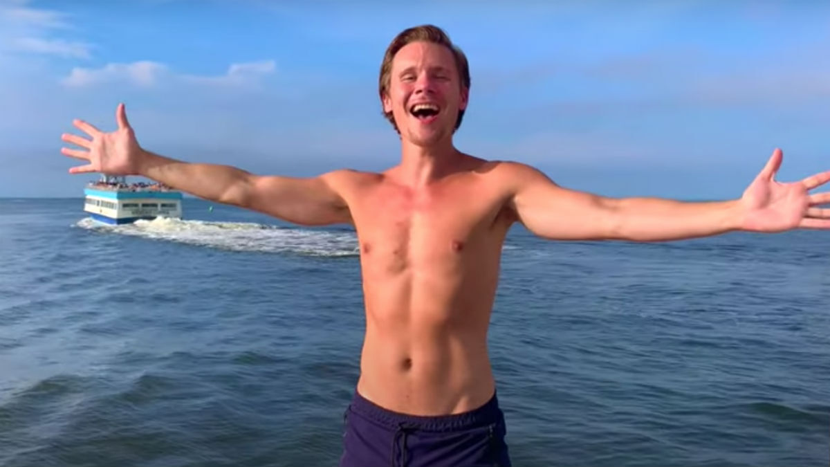 WATCH: Fire Island ferry immortalized in song by singer Seth Sikes ...